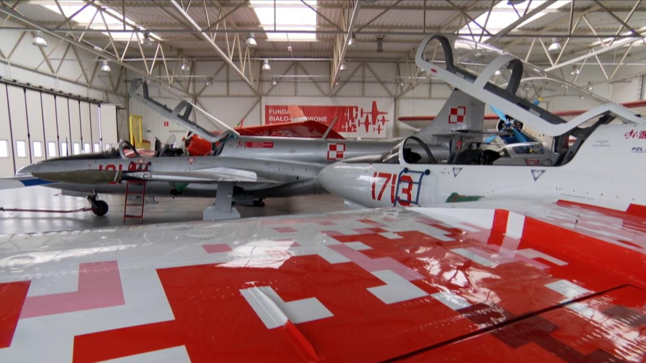Samolot Iskra służył do szkolenia polskich pilotów wojskowych. Dziś ...