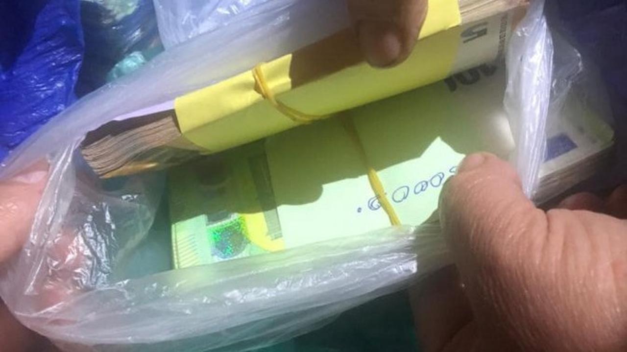 Napad na konwojenta w Łodzi. Podejrzani zatrzymani przez policję