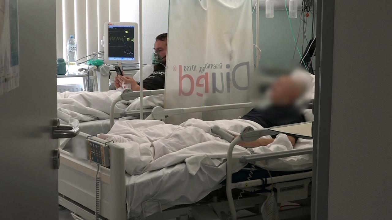 Koronawirus w Polsce. Oddziały covidowe szybko się zapełniają. Koronawirus w Polsce. Oddziały covidowe szybko się zapełniają.