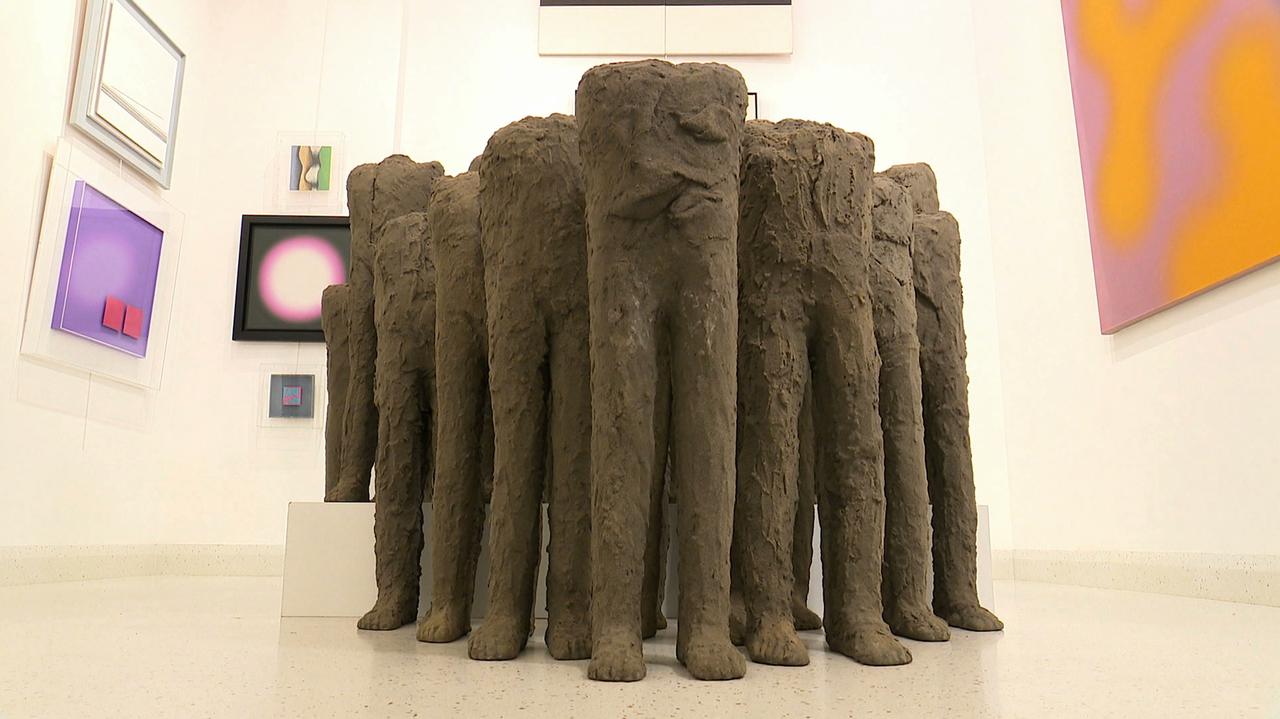 praca-bambini-magdaleny-abakanowicz-zosta-a-sprzedana-za-13-milion-w